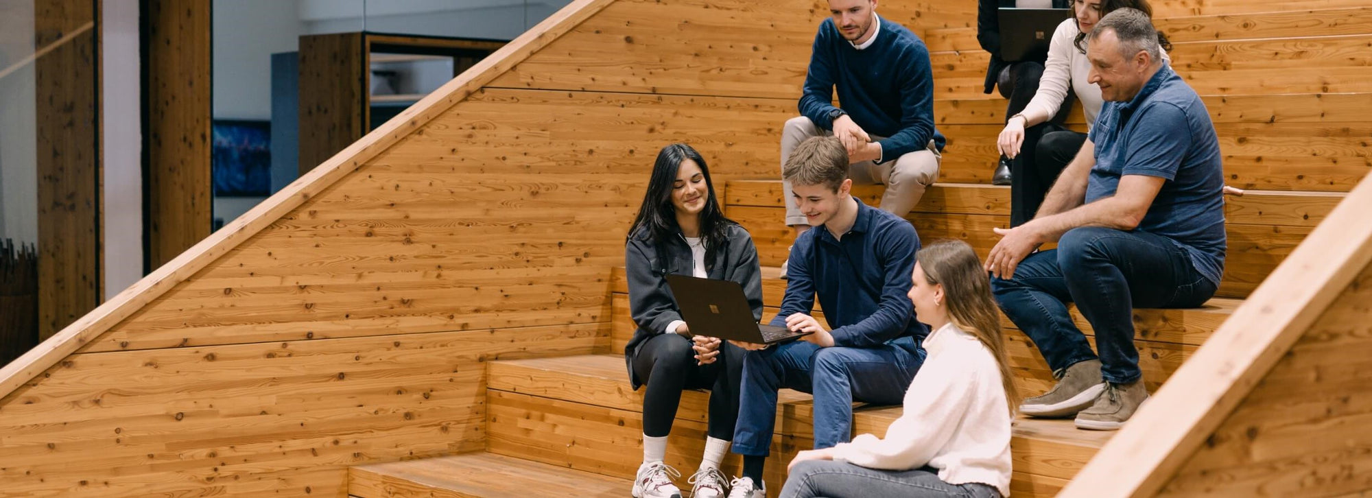 Das Team von SUNZINET Education